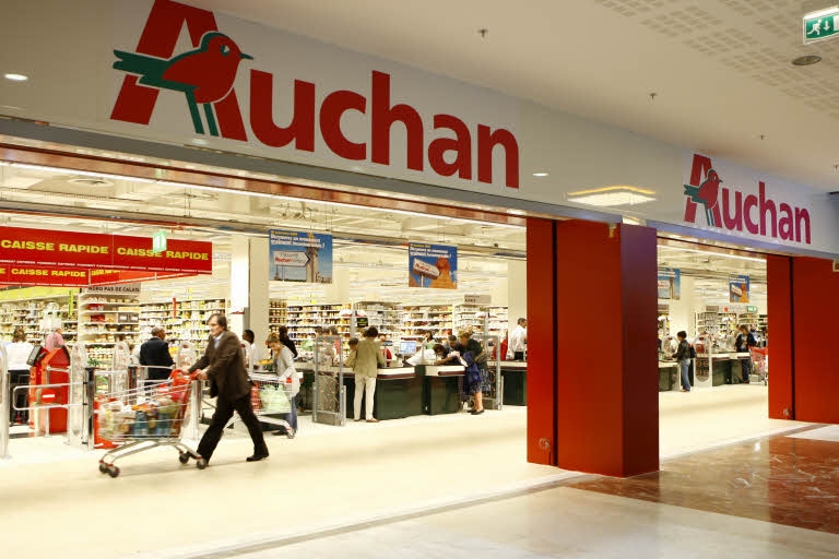 Auchan étend son empire en Europe de l'Est Auchan étend son empire en Europe de l'Est