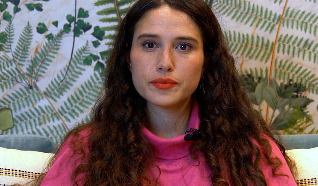 Dora Moutot, féministe face à la horde