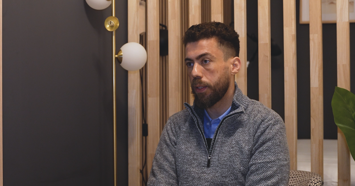 «Harki, traître, collabo…» : le lanceur d'alerte algérien, Chawki ...