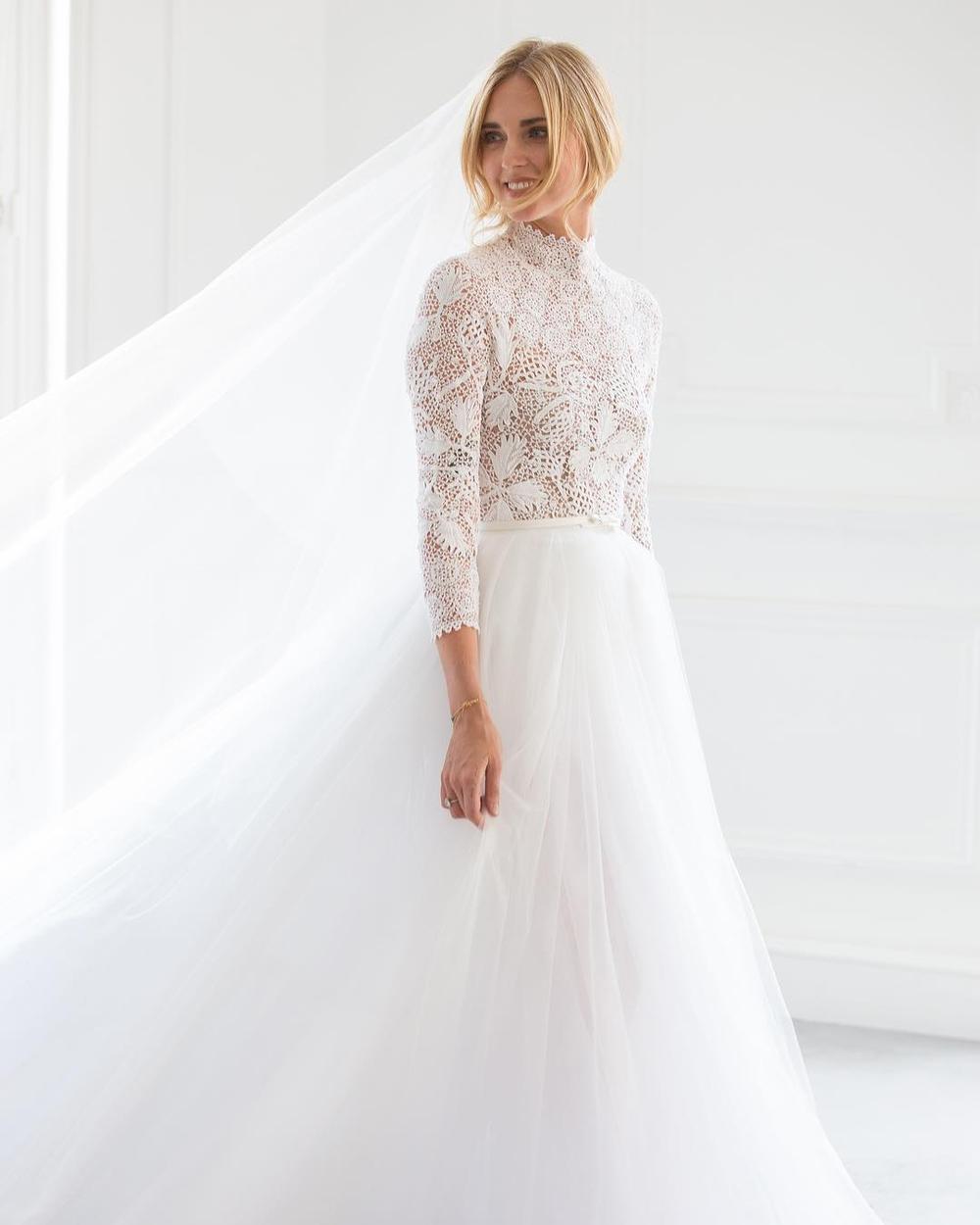 Pourquoi les mariées portent-elles une robe blanche