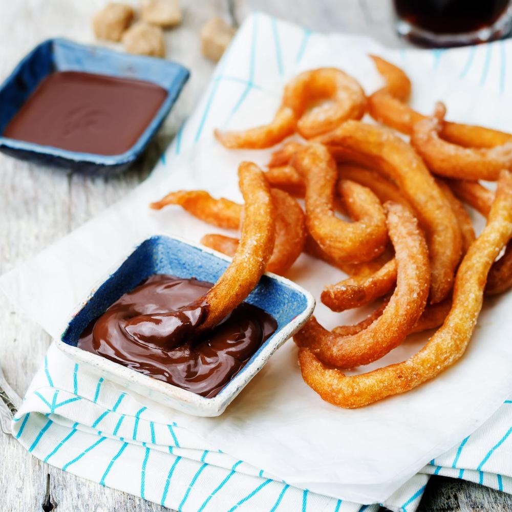 Pourquoi mange-t-on beignets, bugnes et autres merveilles le jour de ...