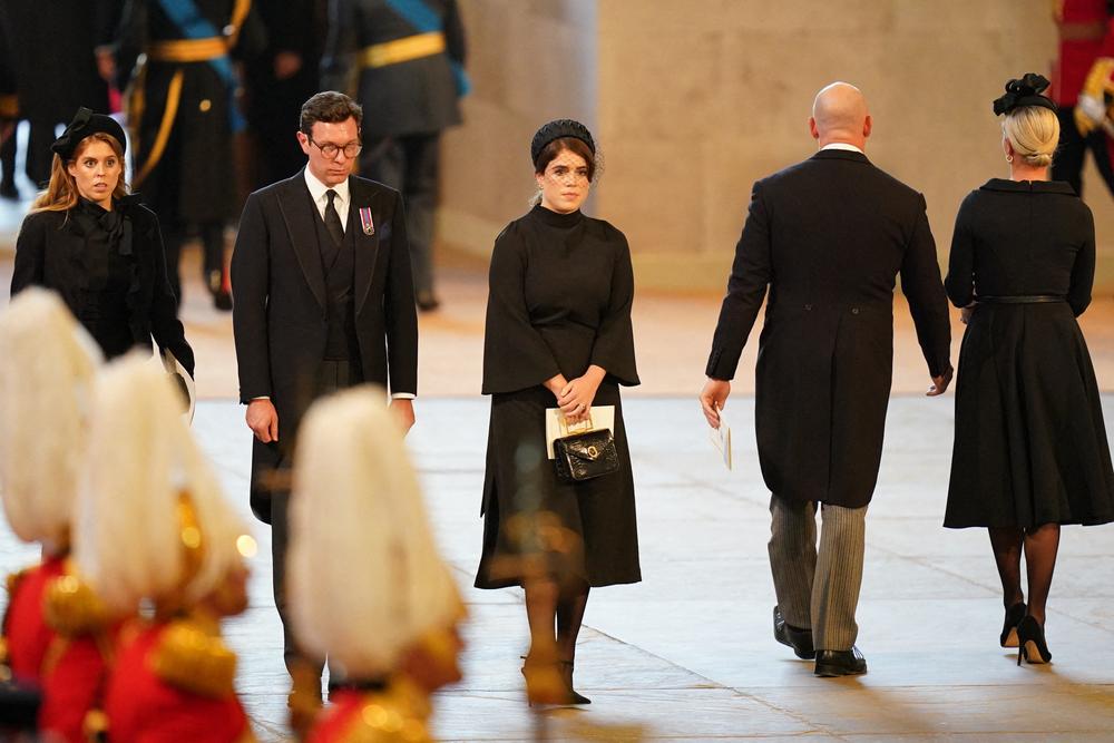 Kate, William, Meghan et Harry : en photos, la marche funèbre des «Fab ...