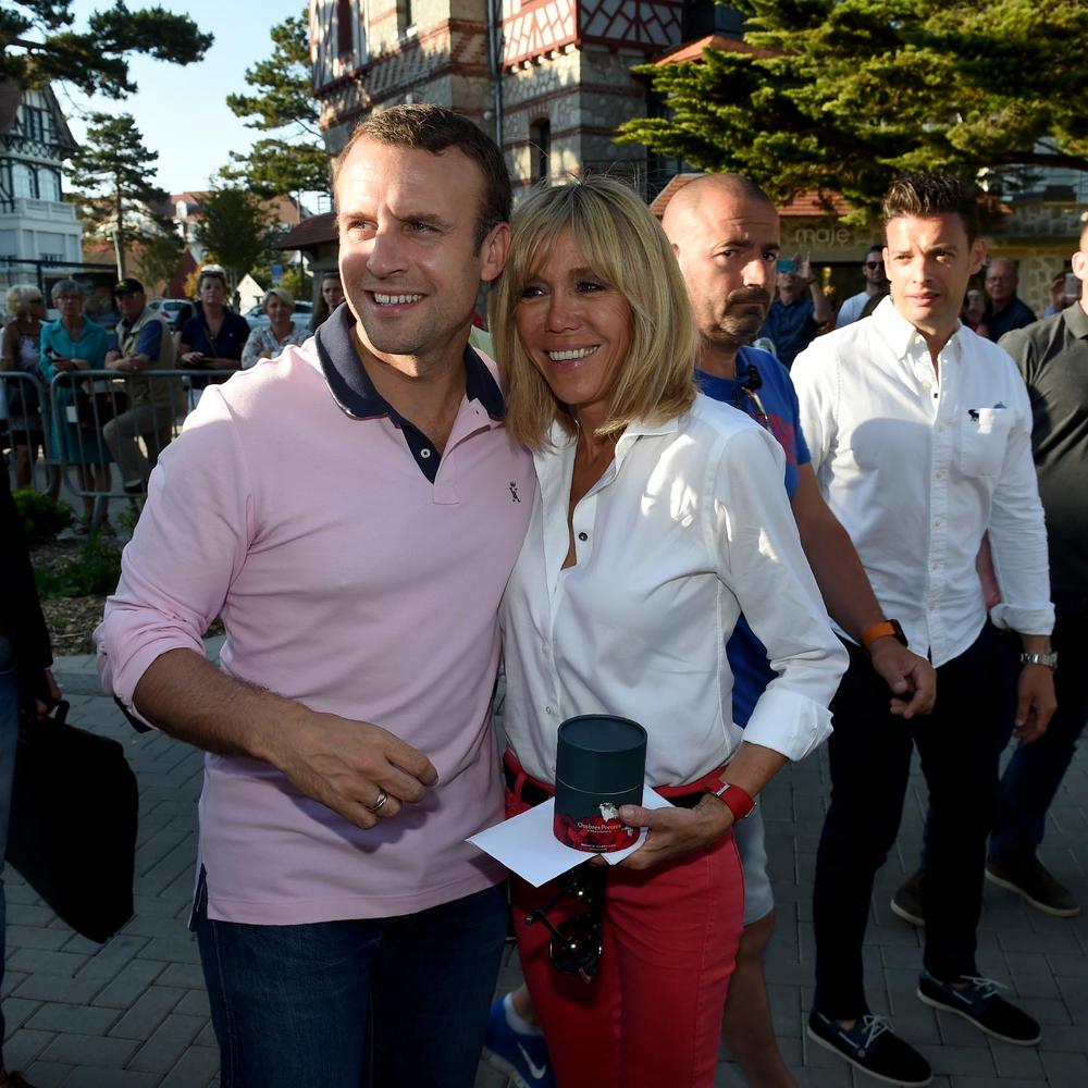 Brigitte et Emmanuel Macron : 15 ans de mariage, de l'ombre à la lumière