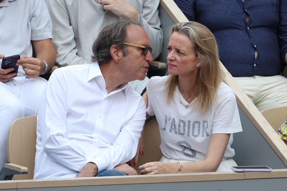 Iga Swiatek fête sa victoire à Roland-Garros en petite robe noire aux ...