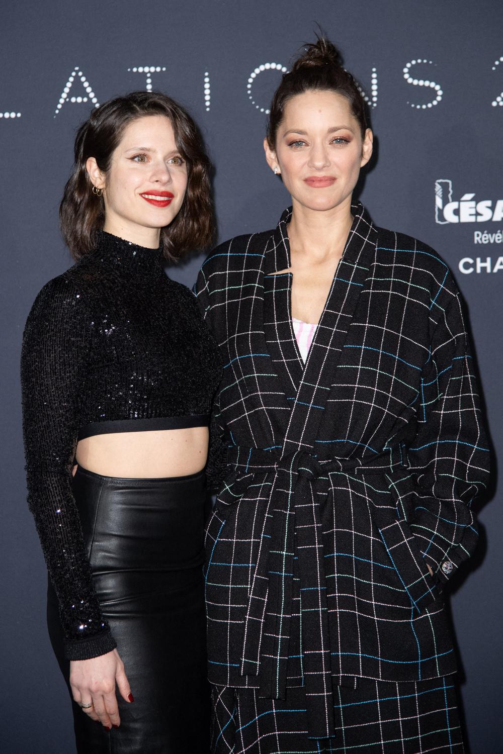 En images, Daphné Patakia et Marion Cotillard, Virginie Efira et Milo ...