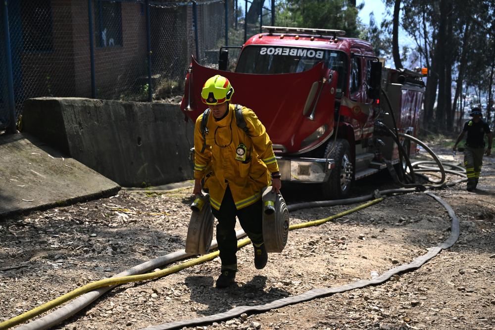 La Colombie en proie aux flammes, Bogota appelle à l'aide internationale