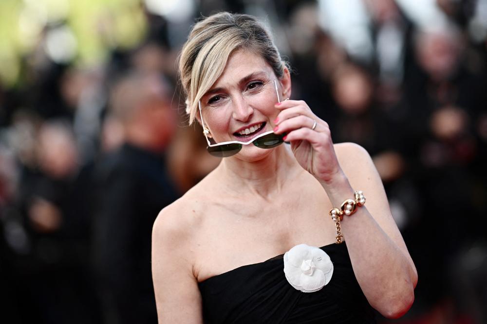 Noé Boon, portrait craché de son père Dany Boon, s’offre un photocall ...