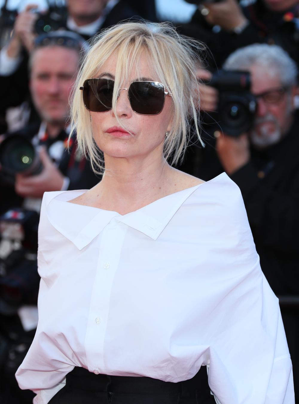 Emmanuelle Béart et Frédéric Chaudier, plus amoureux que jamais sur le ...