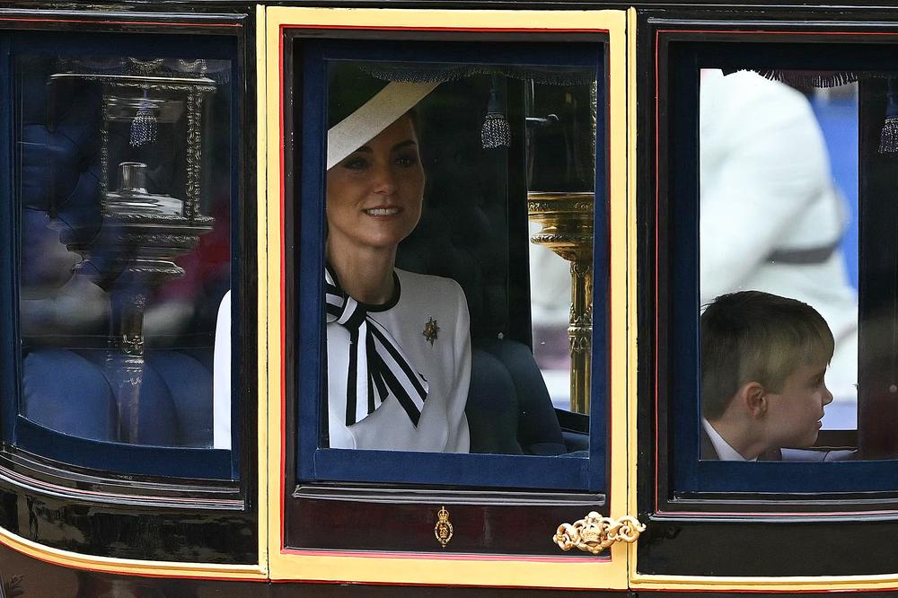 «Ils ont tous l’air si heureux» : ce qu’a dit le prince George à sa ...