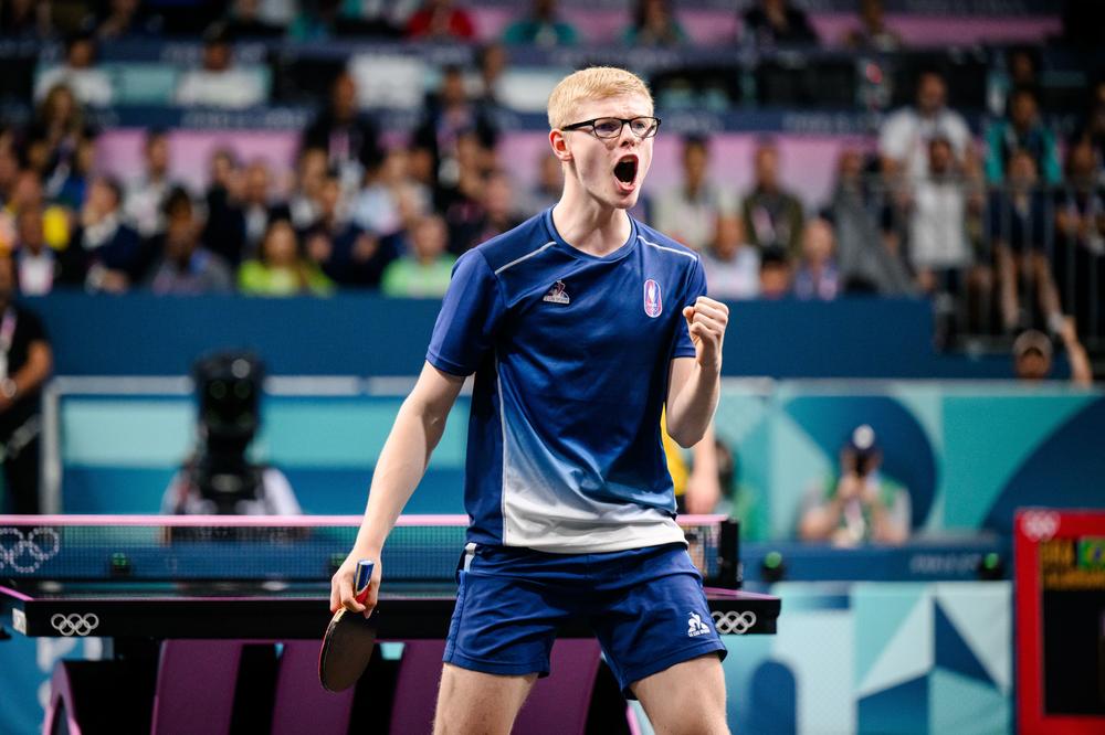 Léon Marchand, Simone Biles, Thomas Ceccon... Voici comment s’habillent ...