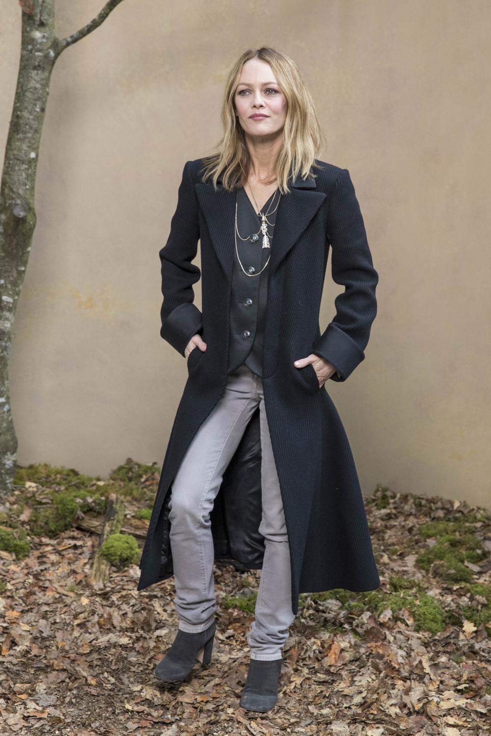 Vanessa Paradis a 52 ans : retour sur ses looks les plus marquants