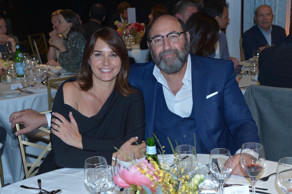 Kad Merad et Julia Vignali amoureux : les plus belles photos du couple
