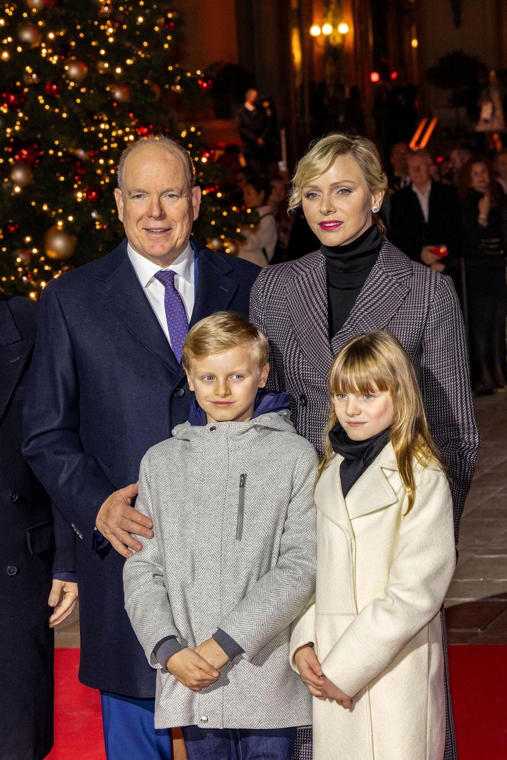 Albert de Monaco a 68 ans : avec Jacques et Gabriella, leurs plus ...
