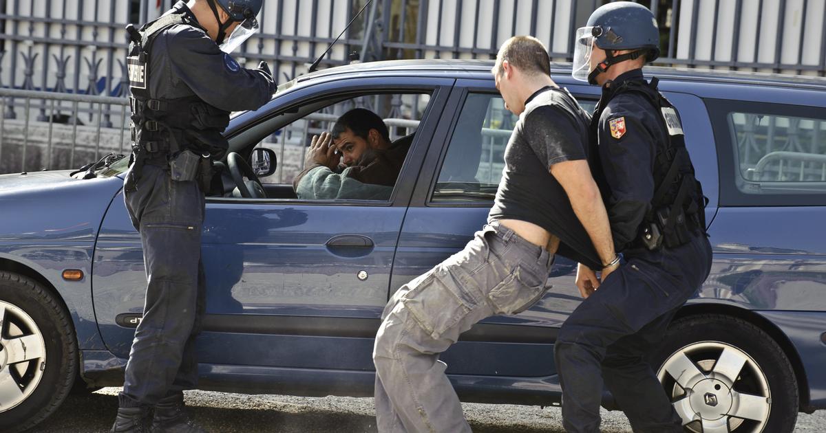 Police: la clé d'«étranglement» conservée jusqu'à son remplacement