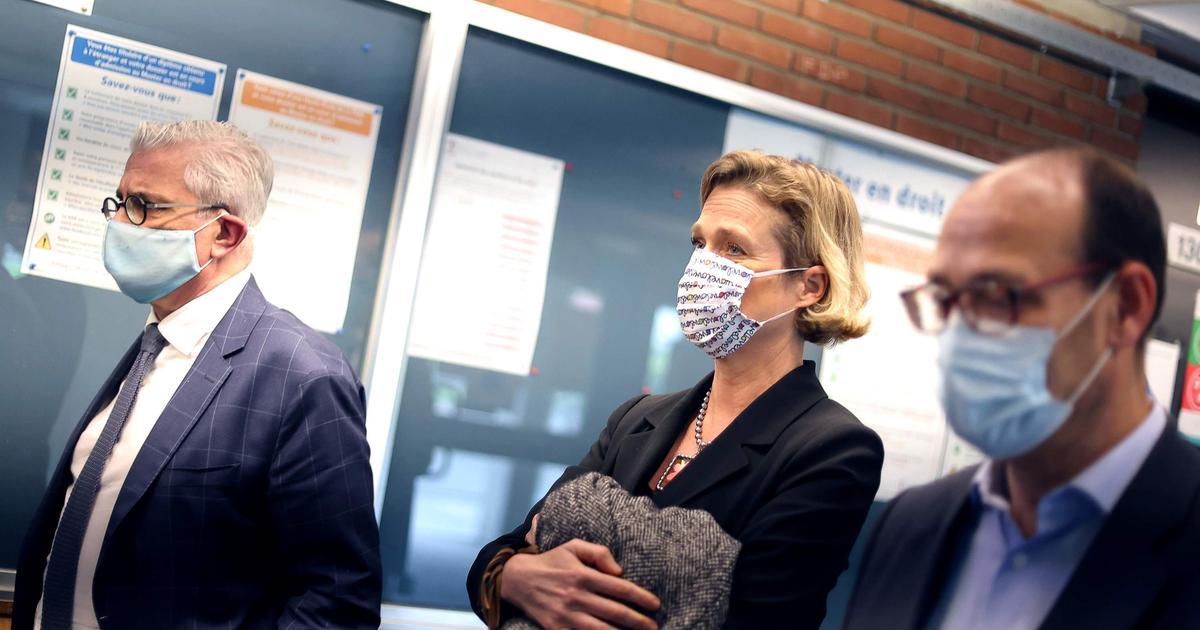 Belgique Le Roi A Rencontré Pour La Première Fois La Fille Naturelle