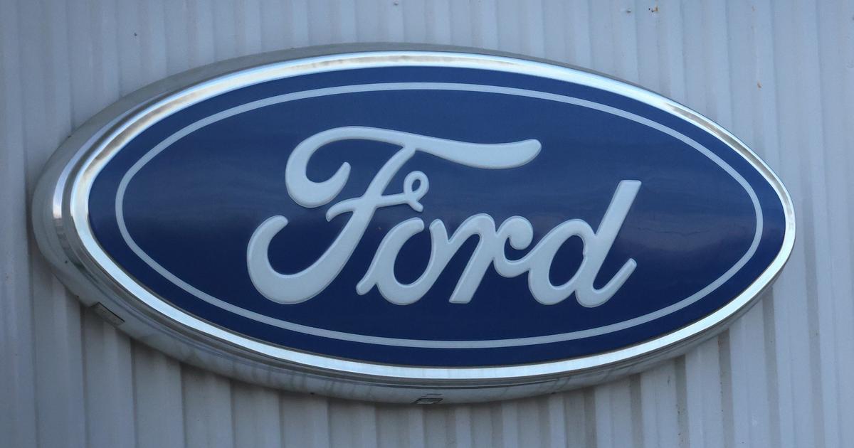 Ford estime que la pénurie de puces électroniques va lui coûter de 1 à ...