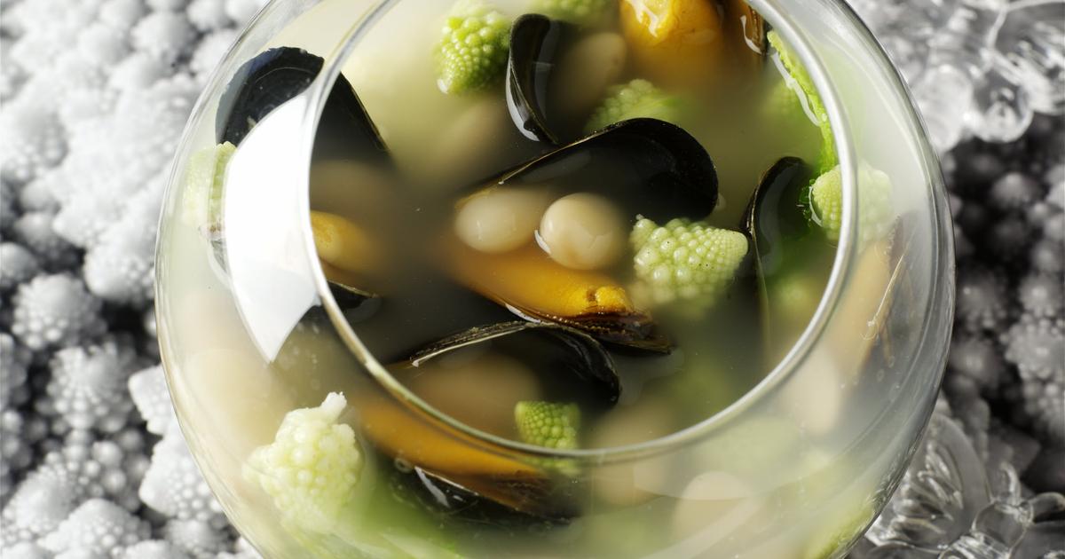 Bouillon de cocos et romanesco