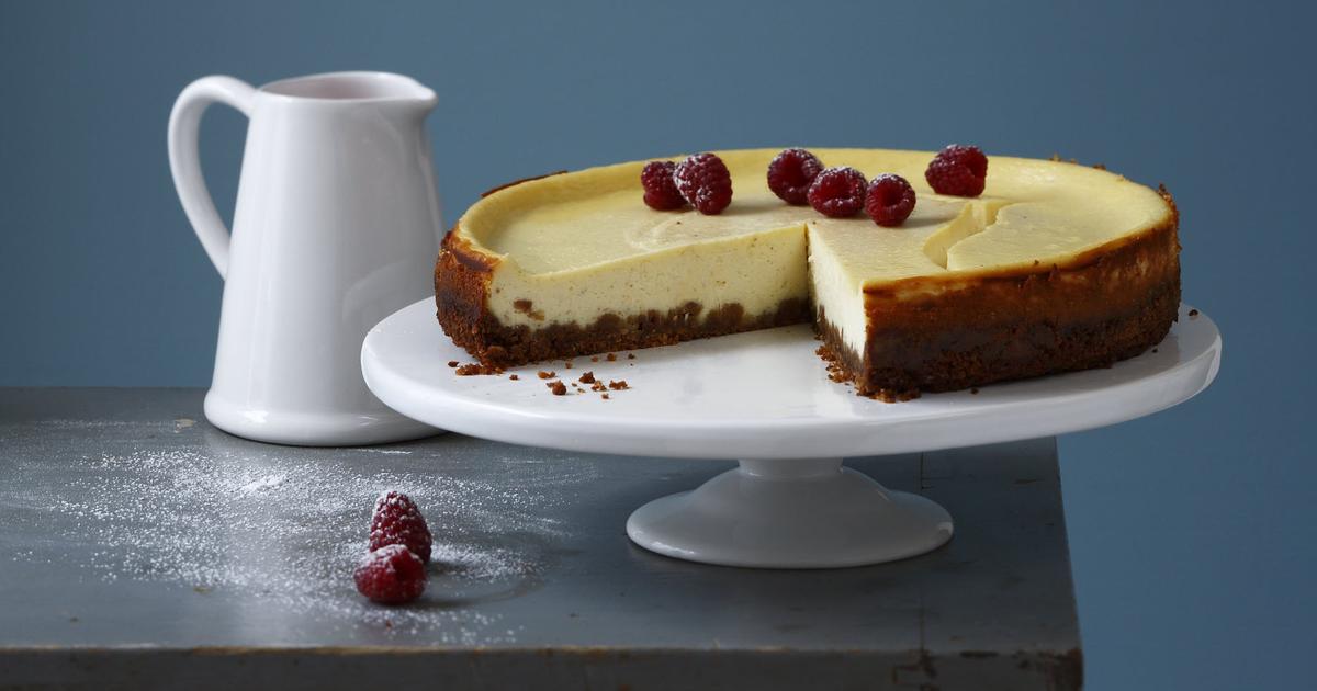 Cheesecake spéculoos et coulis de mangue
