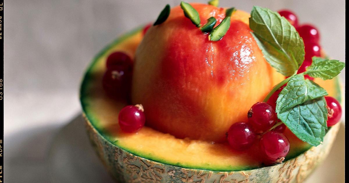 Melon, pêche et fruits rouges