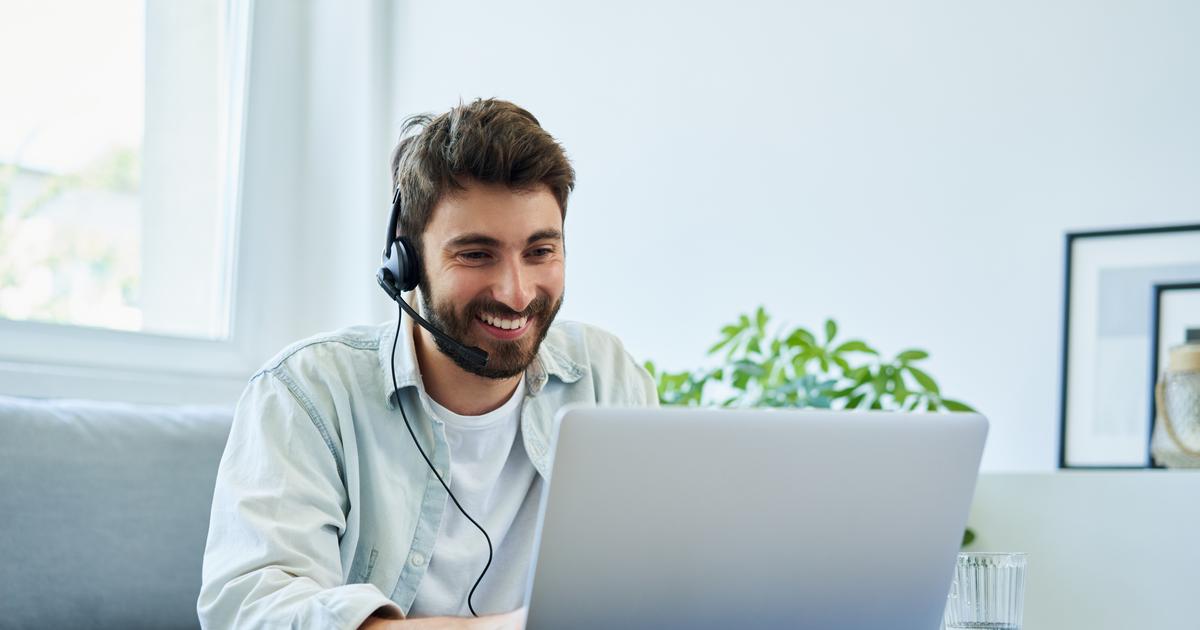 En 2021, 22% des salariés ont télétravaillé régulièrement chaque semaine