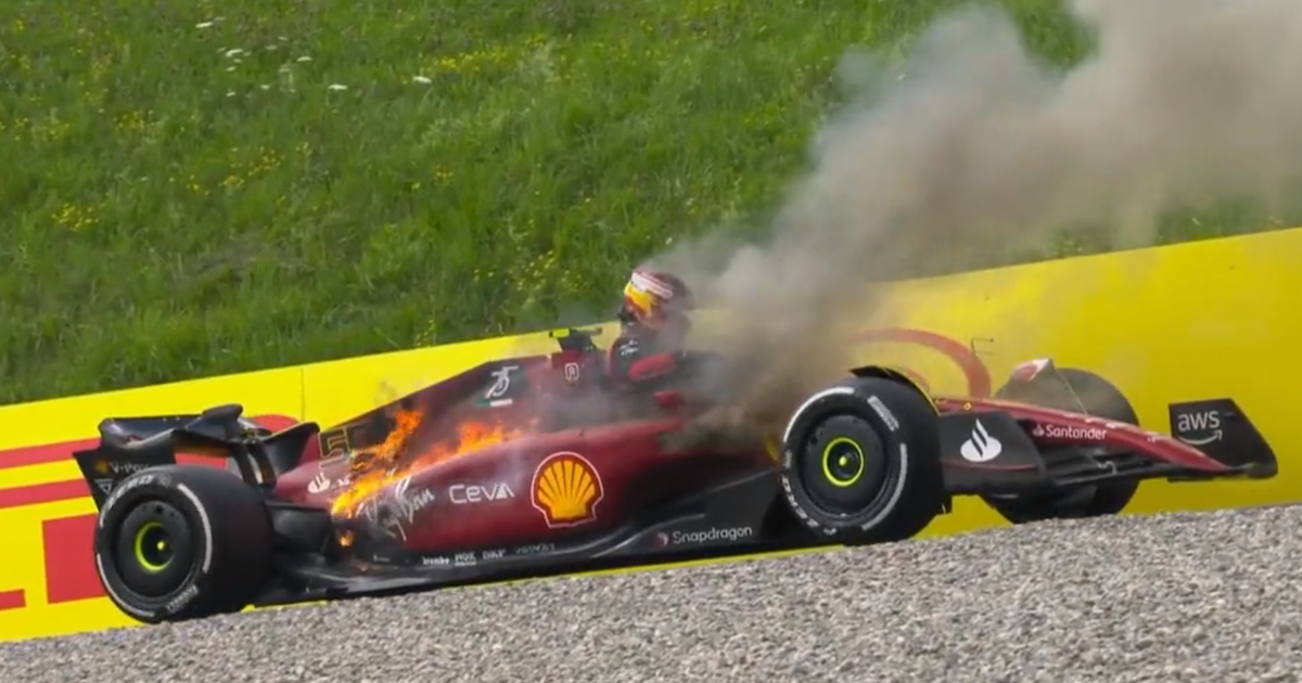 F1 : la frayeur de Carlos Sainz pour sortir de sa monoplace en feu (vidéo)