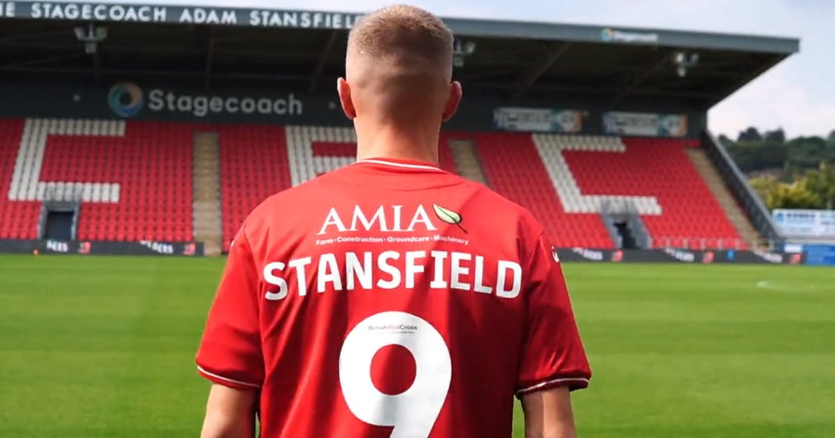 Foot : Jay Stansfield rejoint Exeter City et va porter le numéro 9 ...