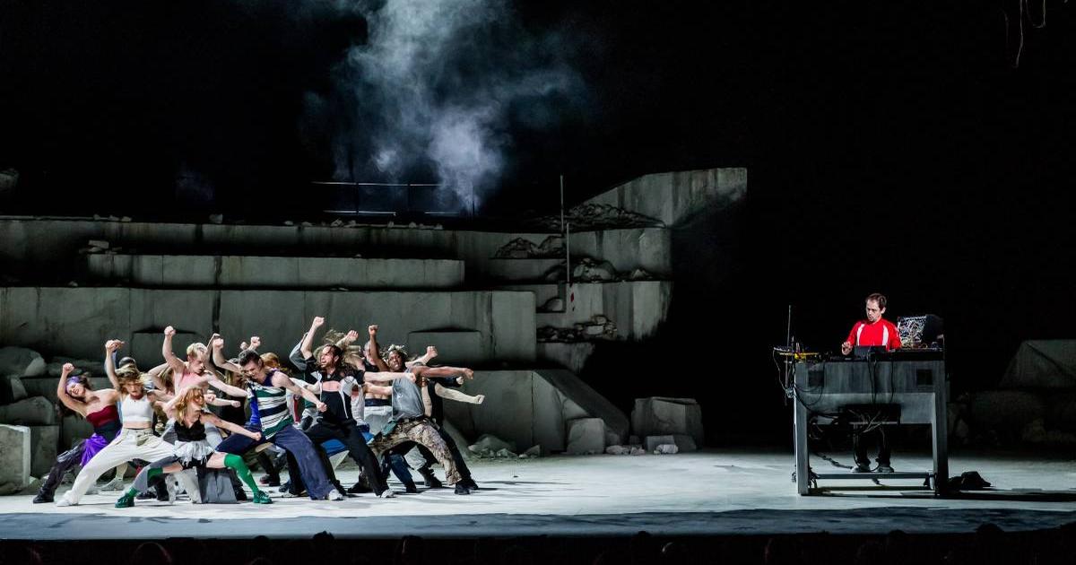 Frida Kahlo au musée Galliera, le collectif de danse (La) Horde au ...