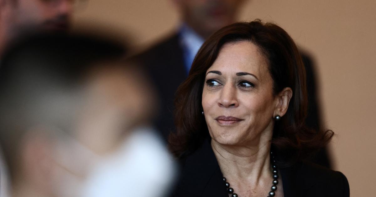 Kamala Harris Meets Briefly With Xi Jinping Calls For Open