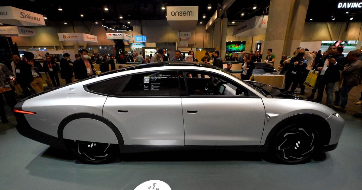 Le loueur Arval commande 10 000 voitures «solaires» Lightyear