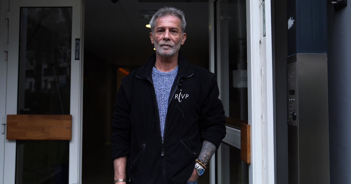 Jean-Philippe, gardien d'HLM, la vie aux premières loges