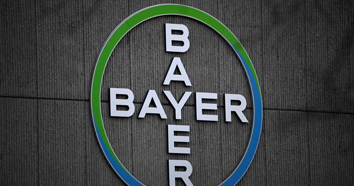 Bayer prêt à envisager une scission