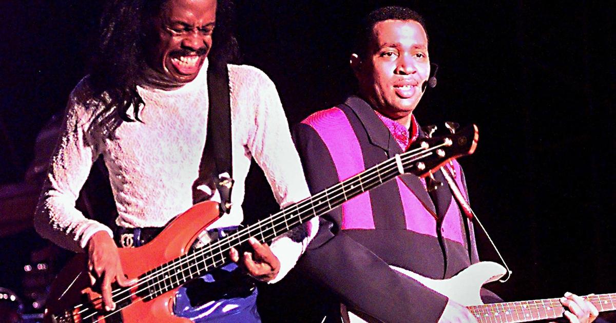 Le guitariste de Earth Wind and Fire, Sheldon Reynolds décède à l'âge ...