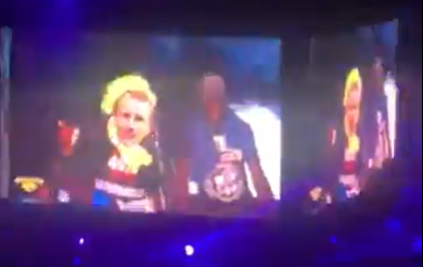 «Macron explosion»: en vidéo, l'entrée provocante d'un combattant MMA ...