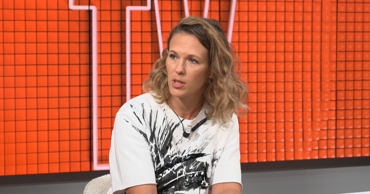 «Je ne pourrai plus jamais avoir d'enfants»: Lorie Pester se confie sur ...