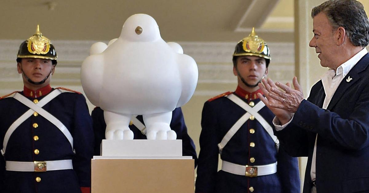 La Colombe de la Paix de Fernando Botero, un emblème controversé de la ...