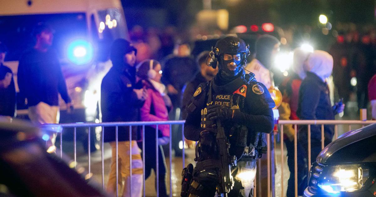 «Il a une arme et il vient vers vous, ne sortez pas du stade»: le récit ... «Il a une arme et il vient vers vous, ne sortez pas du stade»: le récit ...