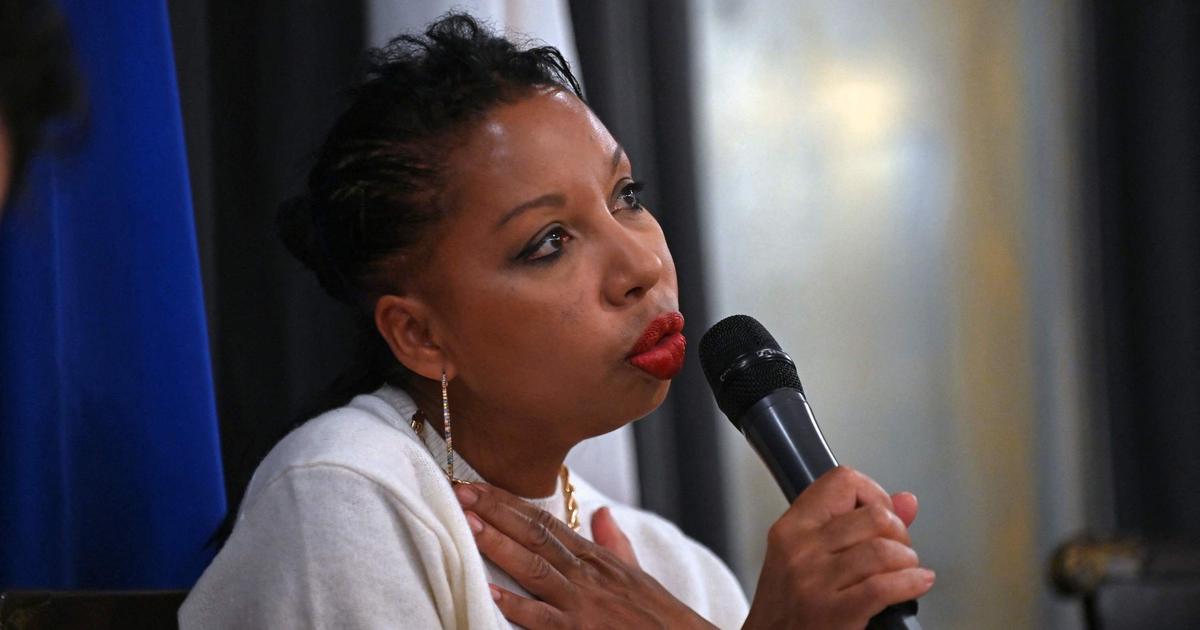 L’auteur Marie NDiaye dénonce la «violence» de l'extrême droite contre son frère Pap NDiaye