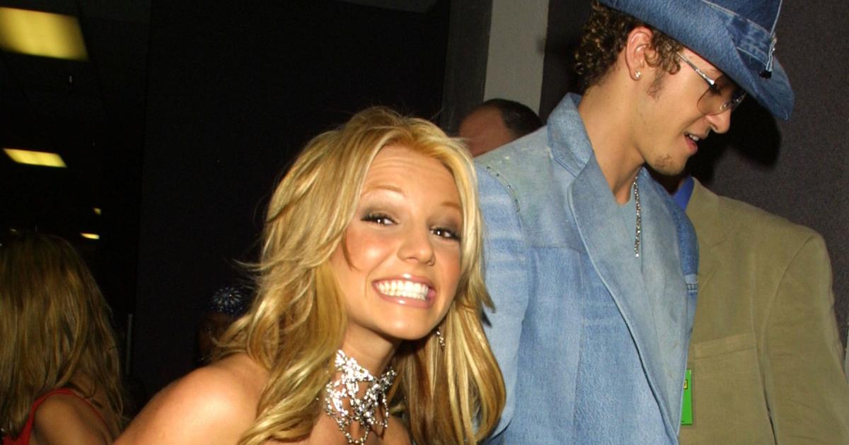 De ringard à tendance : pourquoi le total look «jeans» de Britney ...