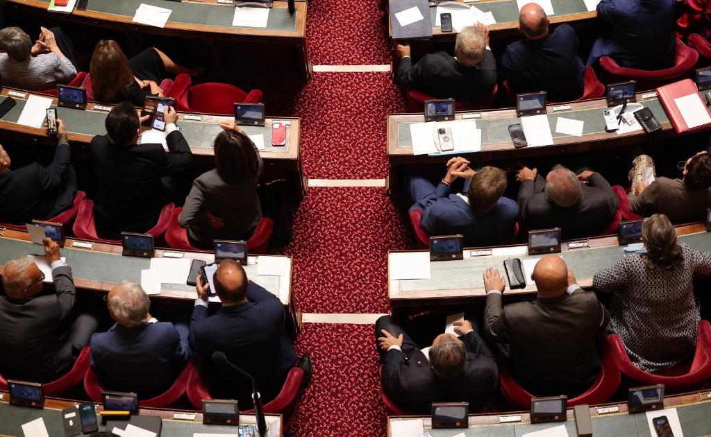 Le Sénat adopte une proposition de loi pour interdire l'écriture inclusive