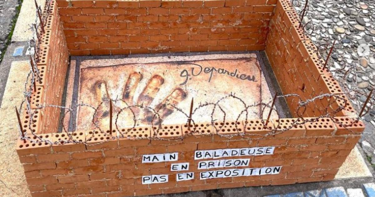 «Main baladeuse en prison» : à Cannes, un montage autour des empreintes ...