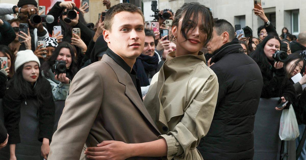 Deva Cassel pose pour la première fois avec son petit ami Saul Nanni à Paris