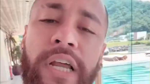 «En surpoids, ok. Mais gros ? Je ne pense pas» : Neymar répond aux ...
