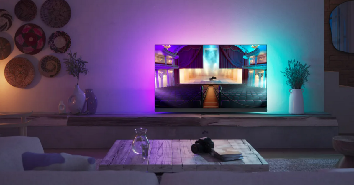 Philips : découvrez la promo sur cette TV OLED et sa technologie ambilight