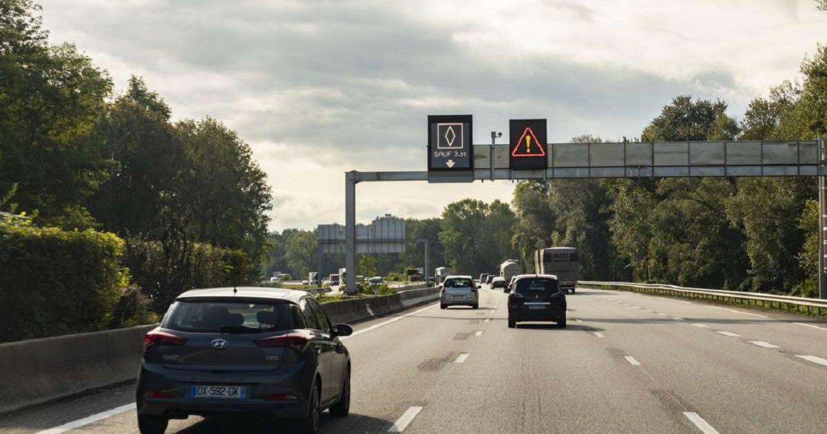Que signifie ce nouveau panneau de signalisation routière en forme de ...