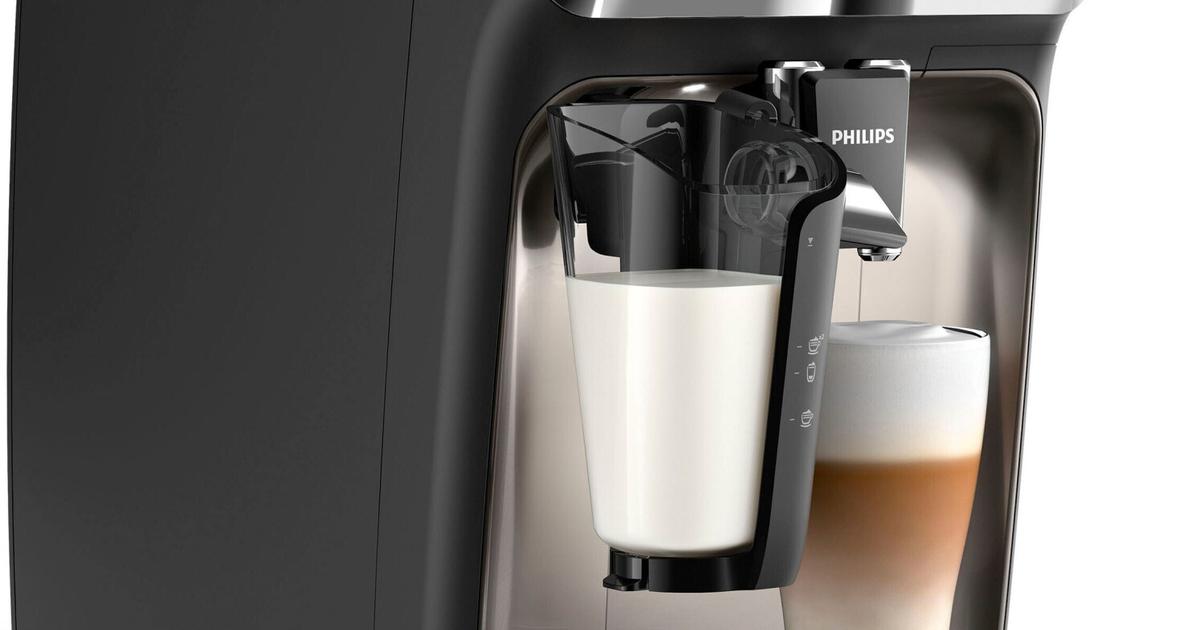 La machine à café expresso Philips LatteGo 5400 Series est actuellement ...