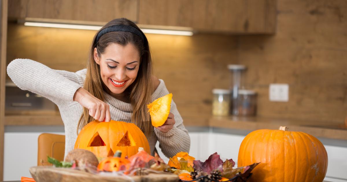 Comment découper une citrouille pour Halloween