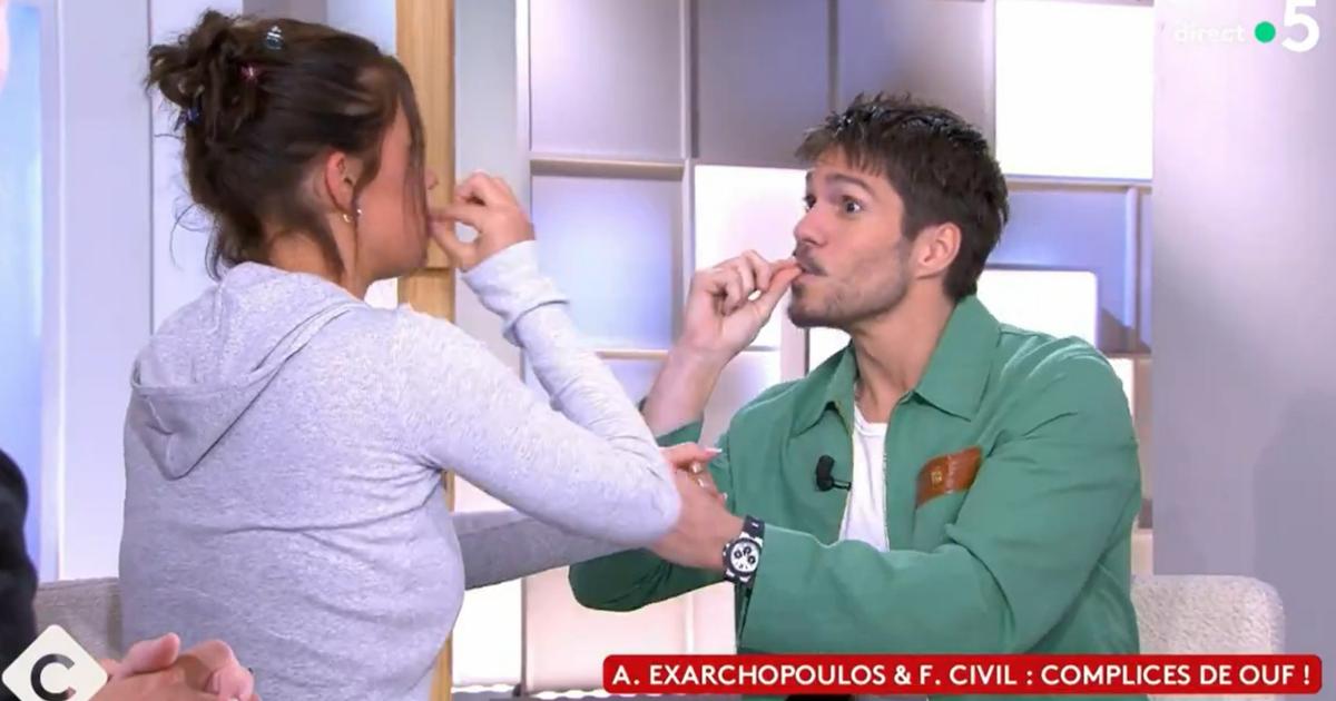« Qu'est-ce que c'est que ce truc ? » : l’incroyable check d’Adèle ...