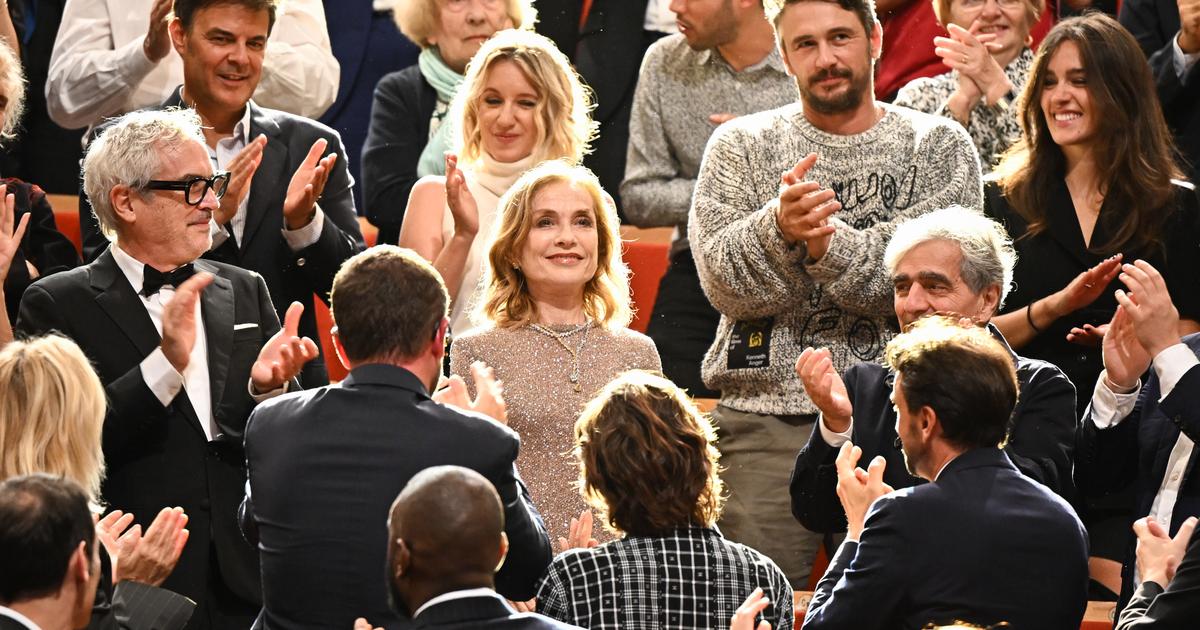 La rare apparition d’Isabelle Huppert et de son époux Ronald Chammah au ...