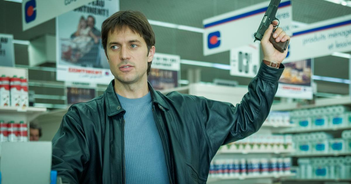 Lucas Bravo : «Mélanie Laurent m’a fait gagner cinq ans d’expérience