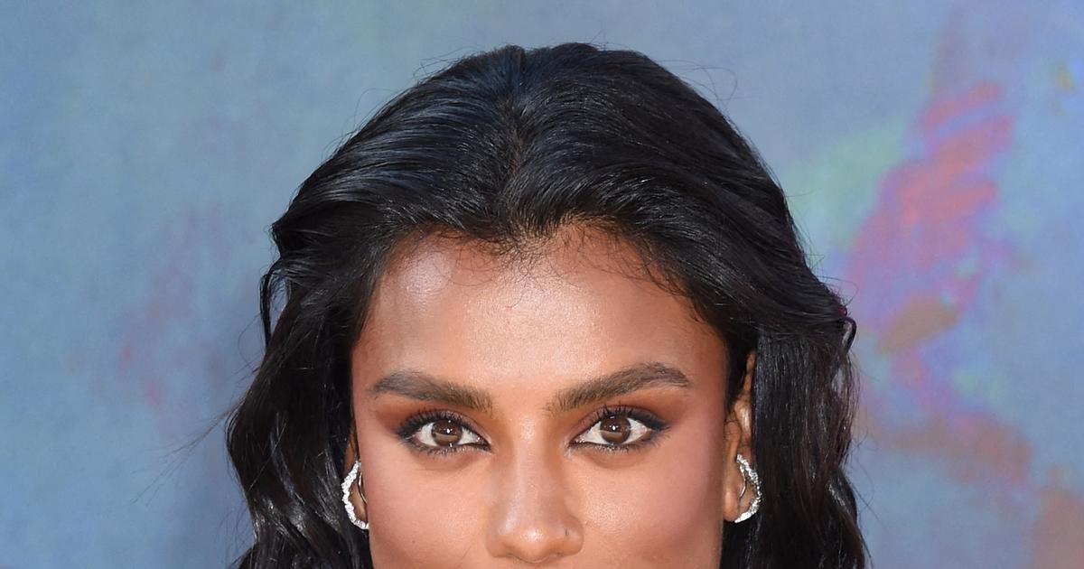 Simone Ashley : Biographie et actualités